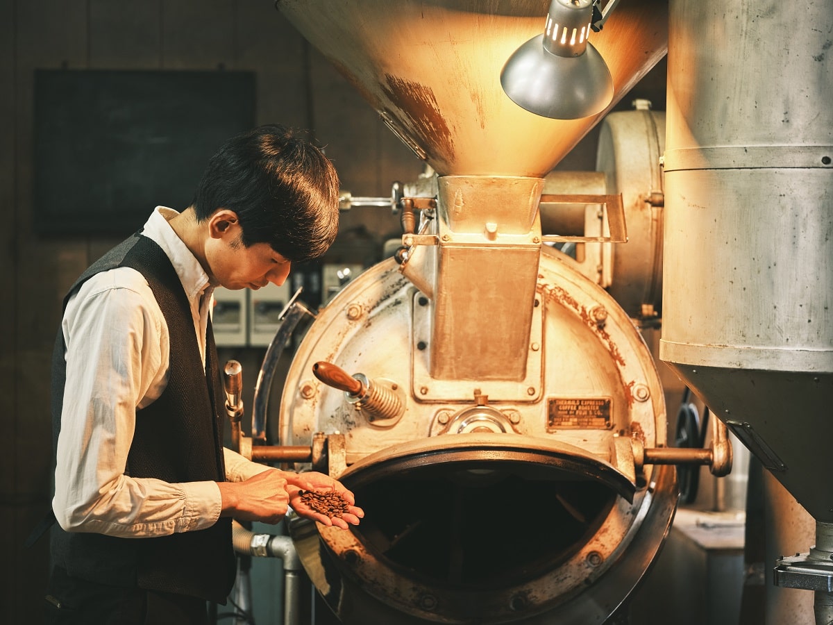 ミュージシャン志望からコーヒー焙煎の世界へ。コーヒーと音楽を繋ぐロースター | 小田原おいでだより